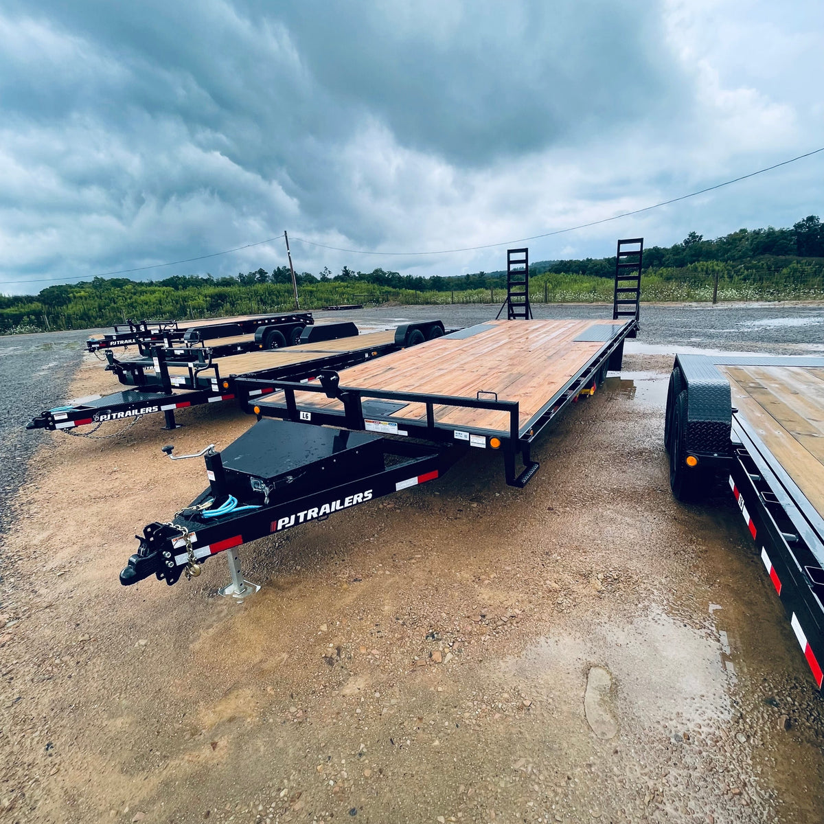 2025 PJ L6 8.5X22 DECKOVER EQUIPMENT TRAILER – J & J Trailers & Equipment