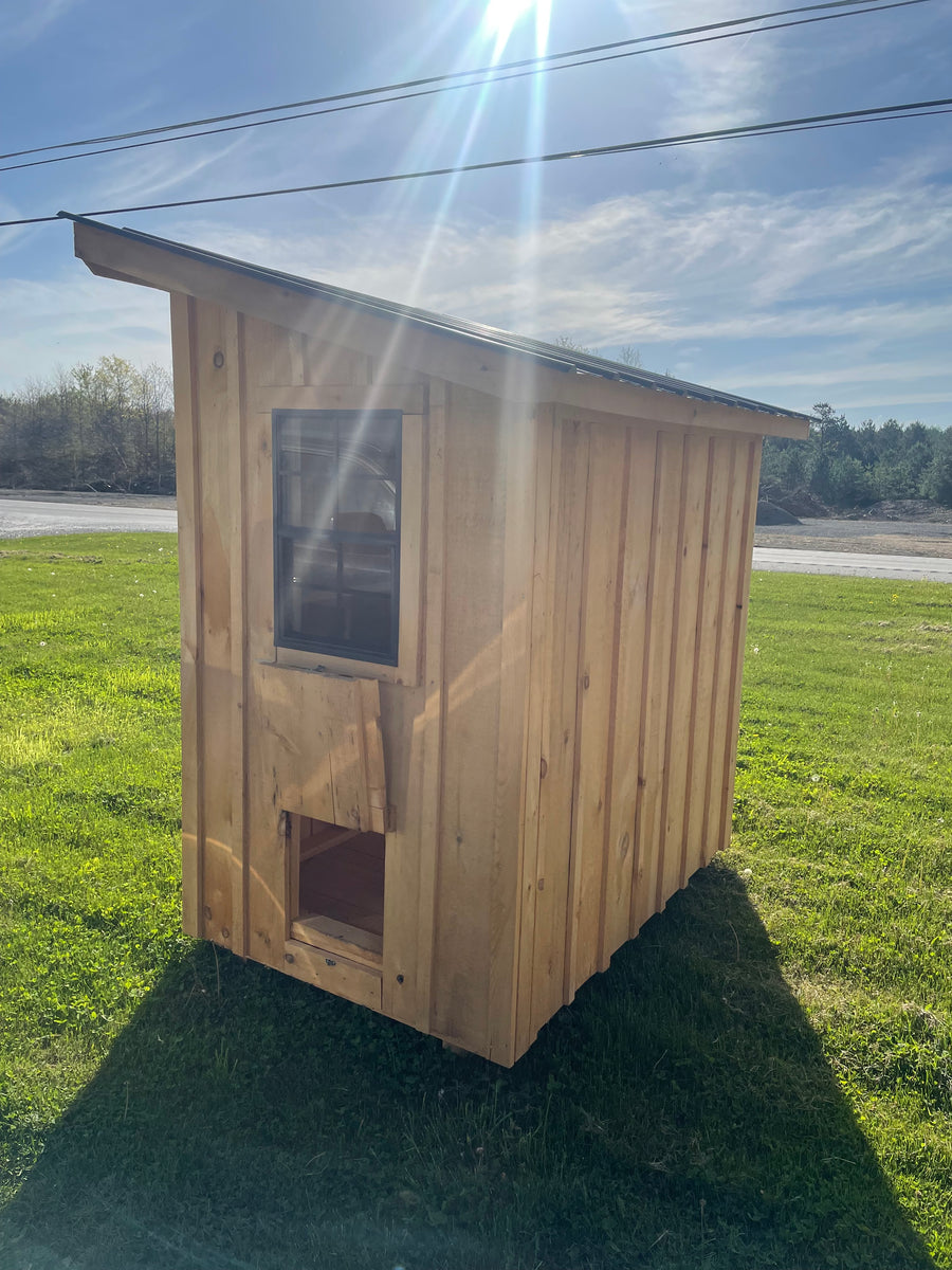 4x6 Chicken Coop – J & J Trailers & Equipment