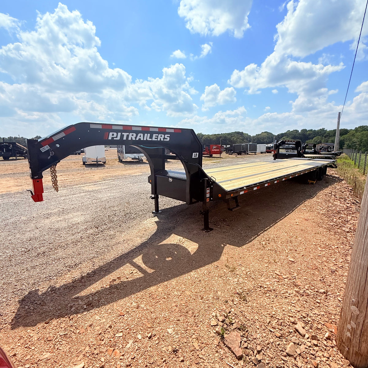 2026 PJ LD 8.5x40' Dual Flatbed Gooseneck w/ Monster Ramps – J & J ...