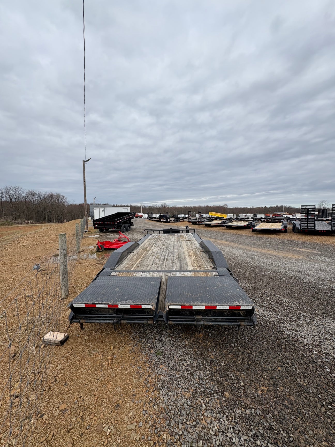 Pre-Owned Trailers – J & J Trailers & Equipment