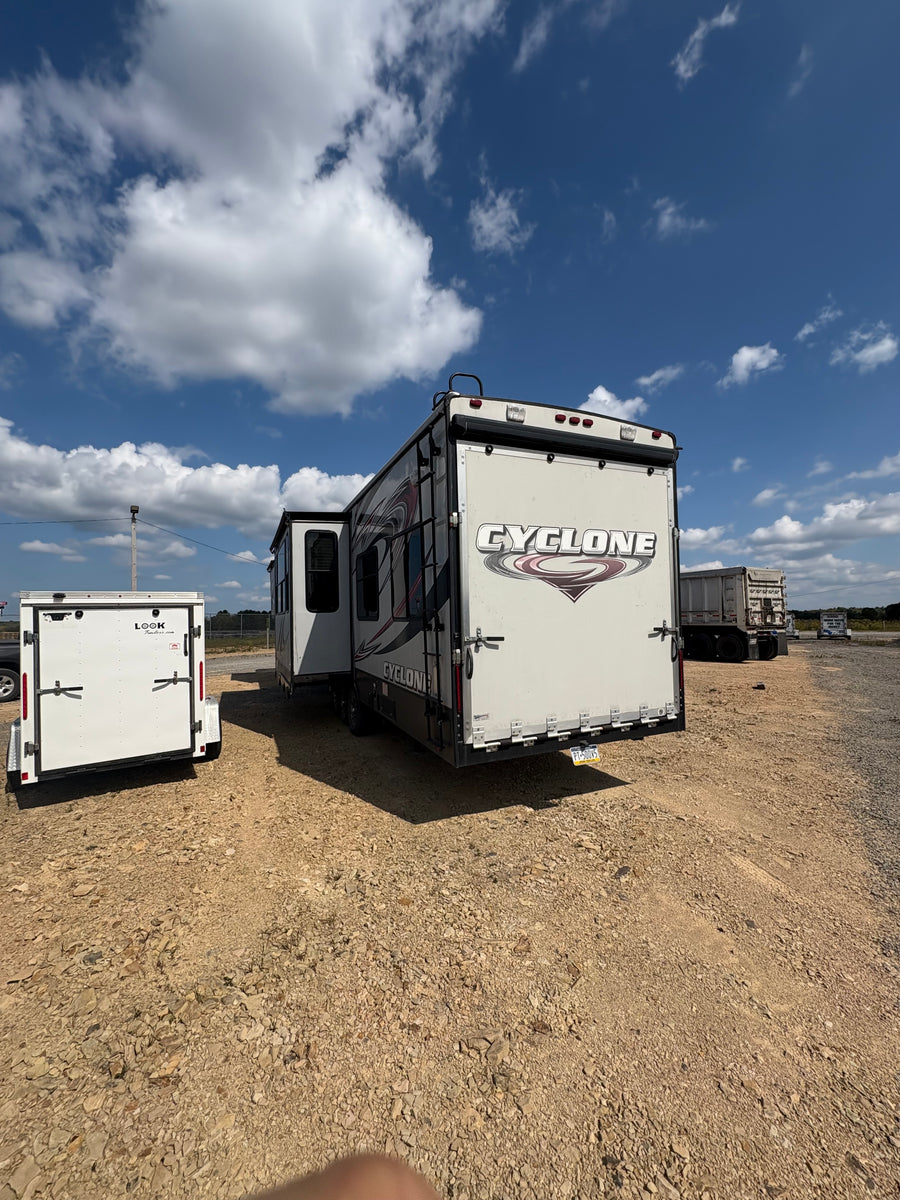 2014 Heartland Cyclone Camper – J & J Trailers & Equipment