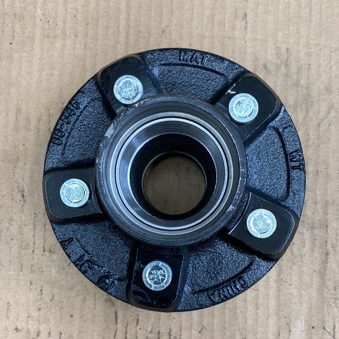 3.5K AXLE HUB 5X4.5 – J & J Trailers & Equipment