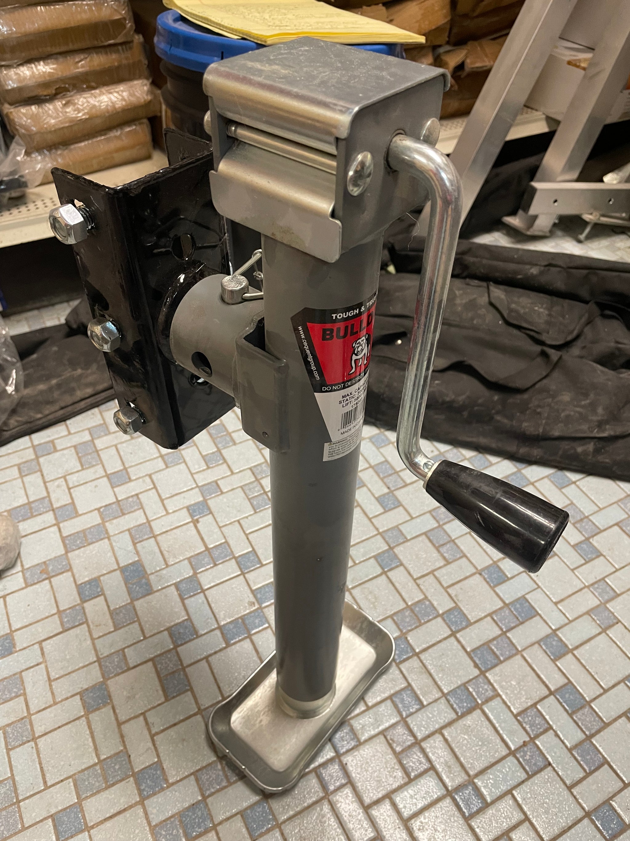 Ready Rail Stabilizer Jack w/ Adapter, 7000# – J & J Trailers & Equipment