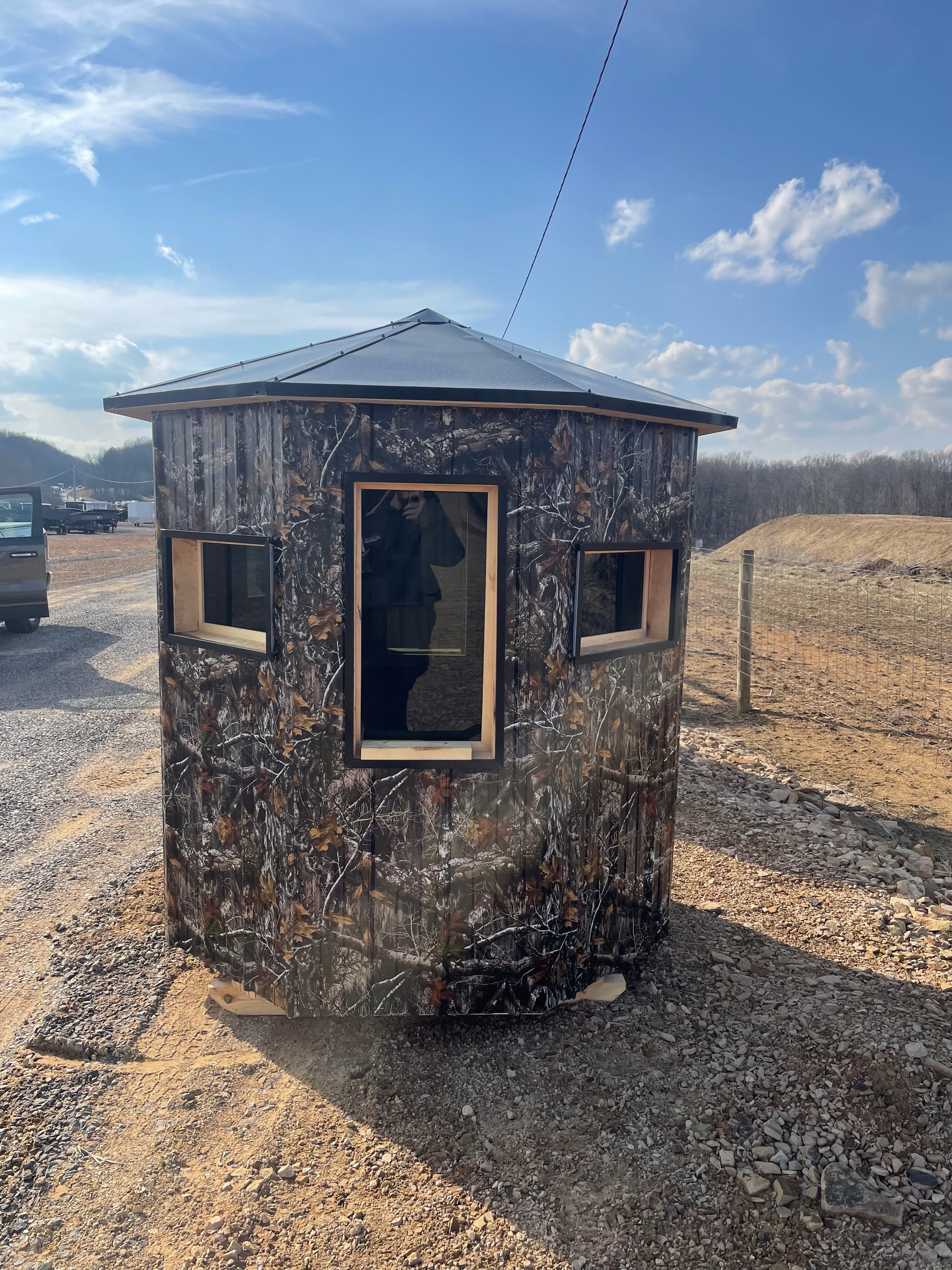 6X6 Camo Shanty – J & J Trailers & Equipment